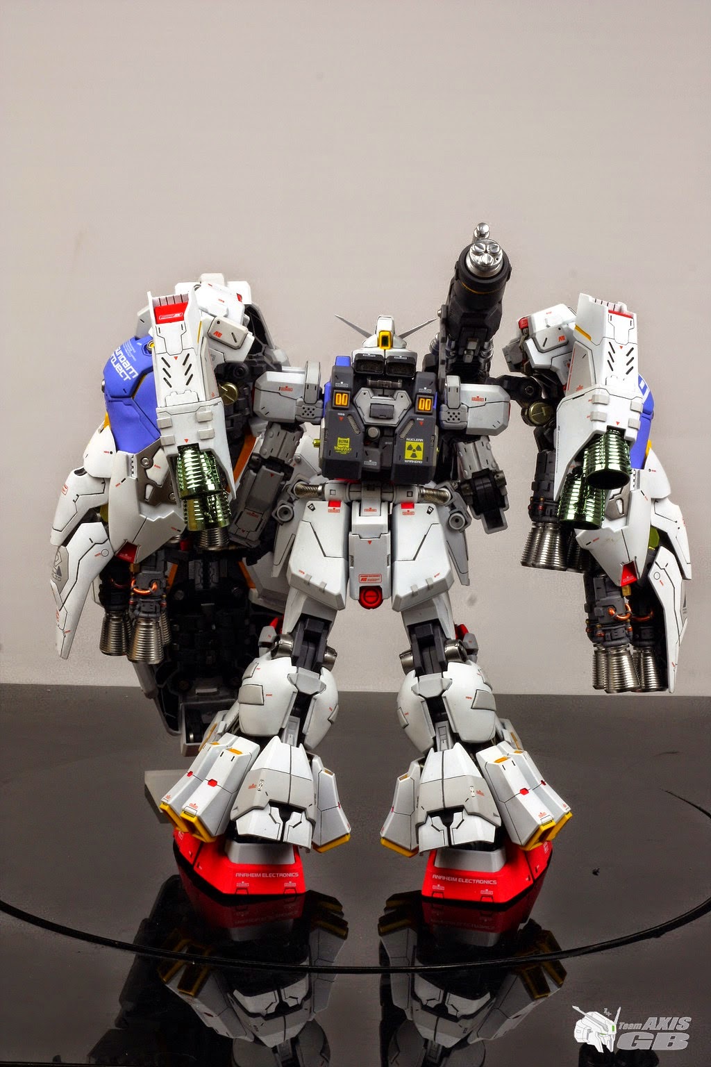 Gundam Family: G-System 1/60 RX-78 GP02A Gundam "Physalis" Painted Build