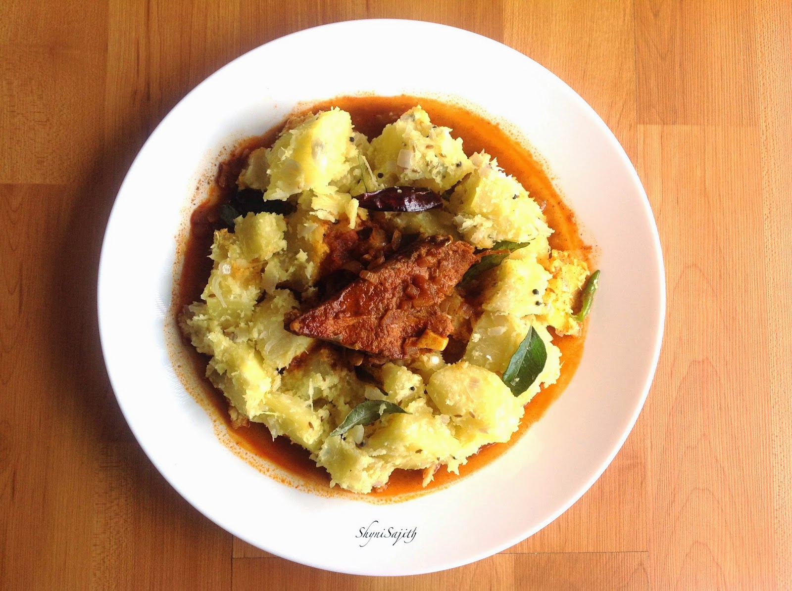 My Cooking Experiments.........: Kappa Meen Pulimulaku (Tapioca with ...