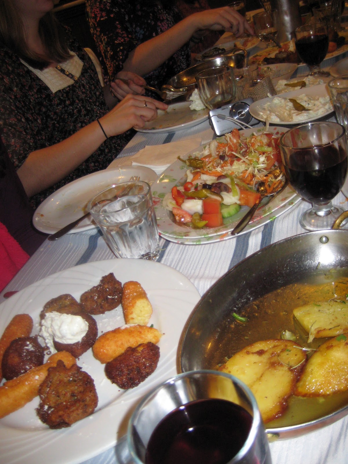 to travel, to explore, to love the world: Greek Dinner & Greek Dancing