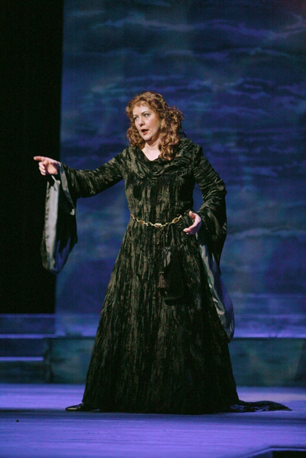 What's New at Sarasota Opera?: ARTISTS CORNER: Soprano Brenda Harris