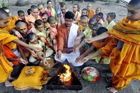 Siapakah Tokoh Pendiri Agama Hindu? - TOMACCA