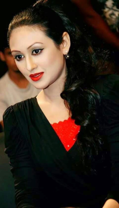 Kushum Shikder Best Photo Gallery | Biodata Cave