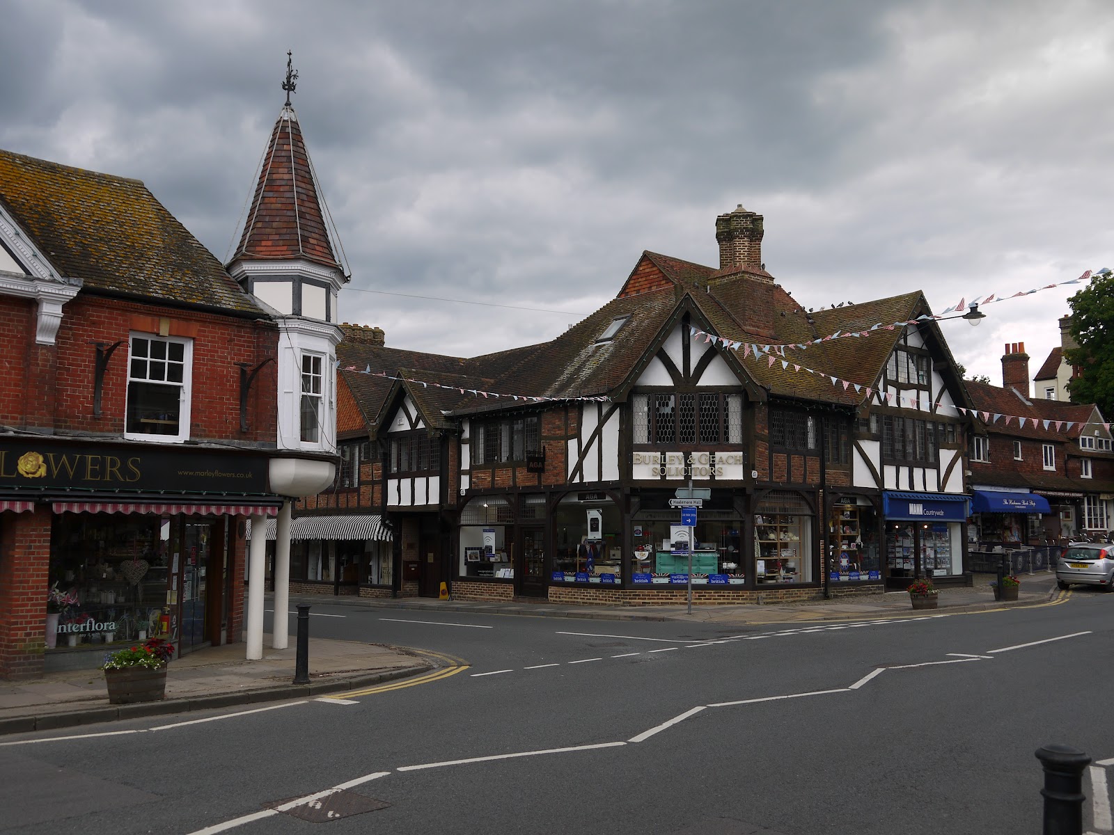 Worthing Wanderer 2: The Serpent Trail Section 1 Haslemere - Liphook