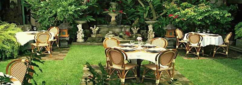 PARK CAFE ANTIQUES & RESTAURANT