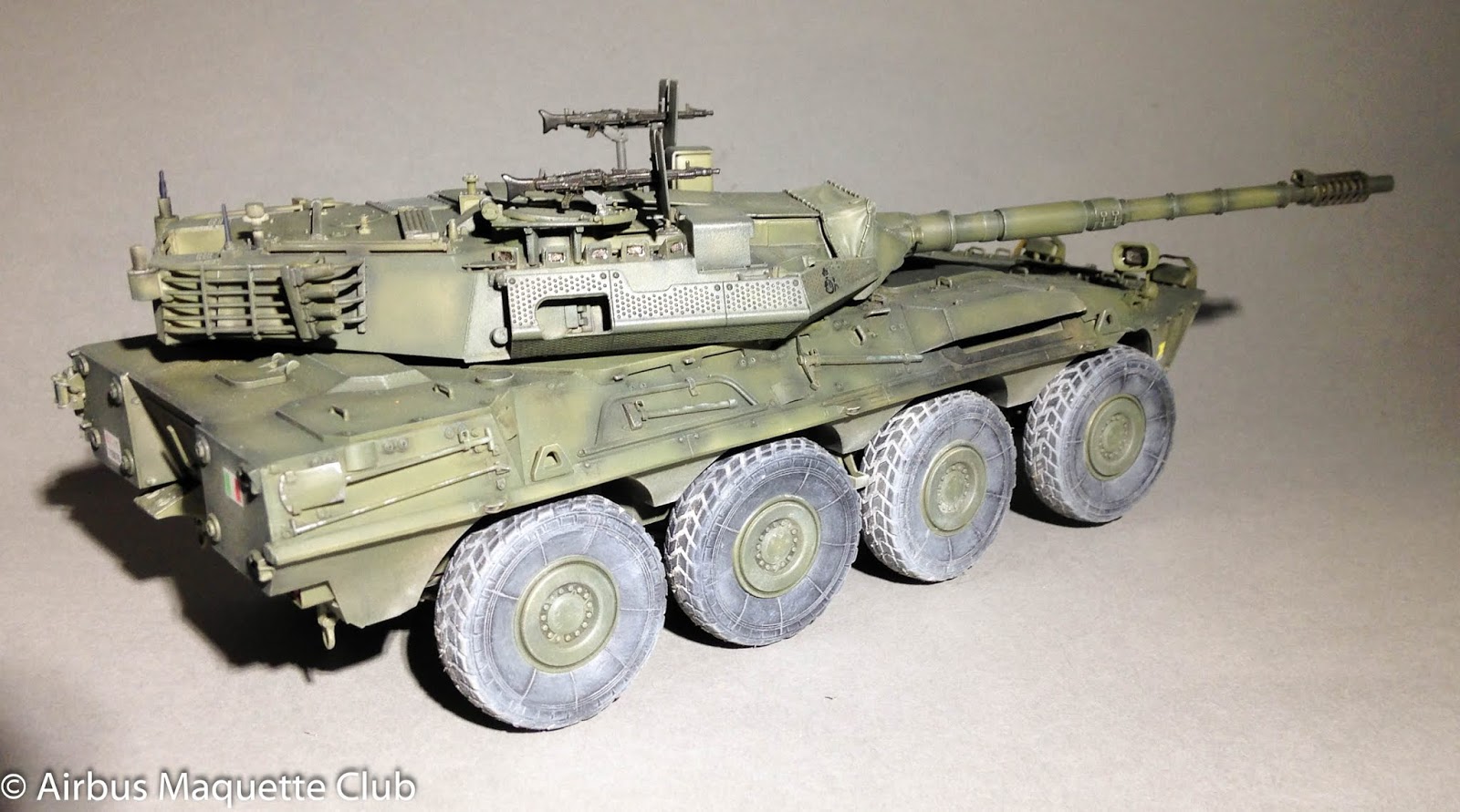 Airbus Maquette Club: [Trumpeter] Centauro B1 au 1/35 par Paul