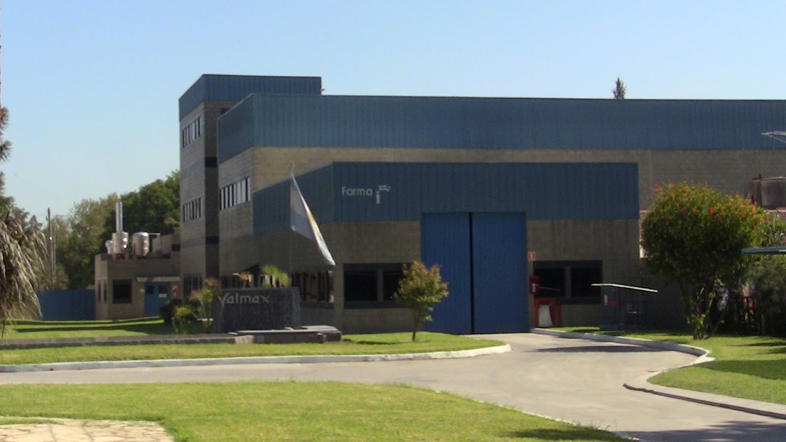 Ituzaingó Productiva: RECORRIDO POR LA EMPRESA VALMAX