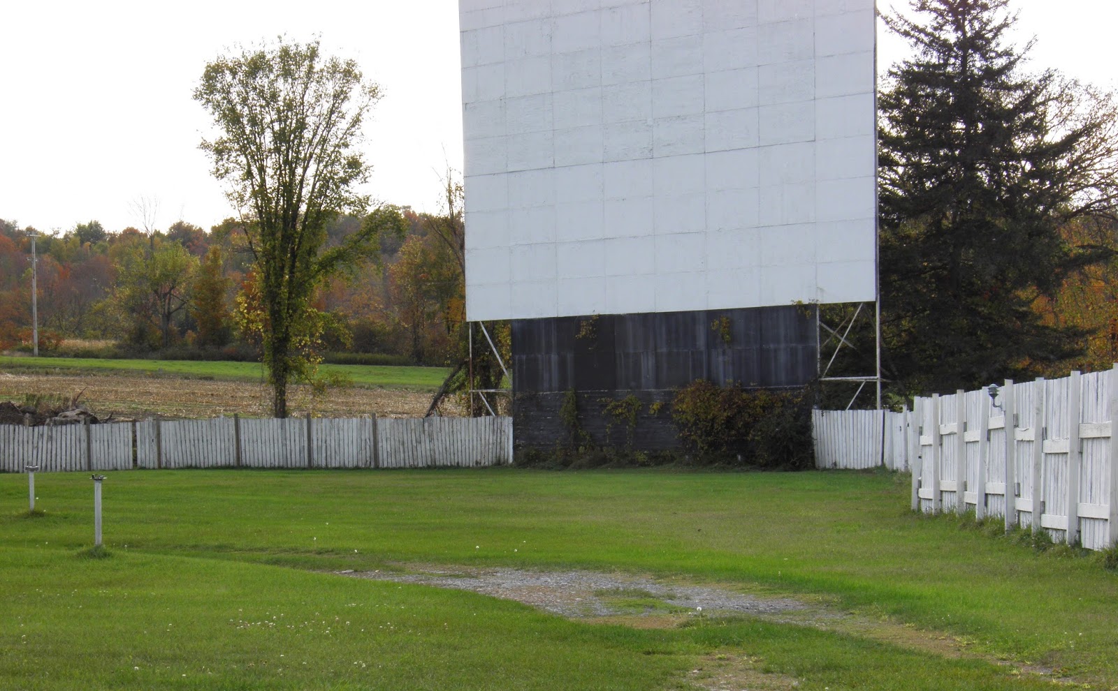 2020 Doug Photo Blog: Drive-In Fence