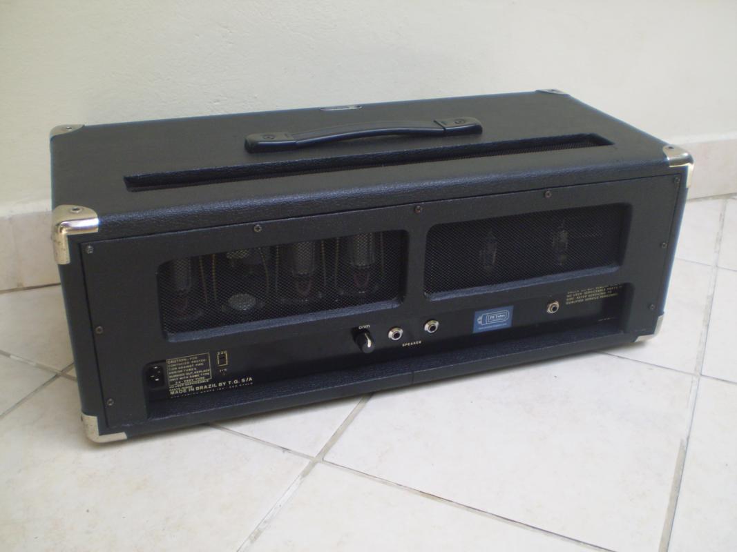 JW Tubes - Amplificadores Valvulados: - Giannini Duovox 150B