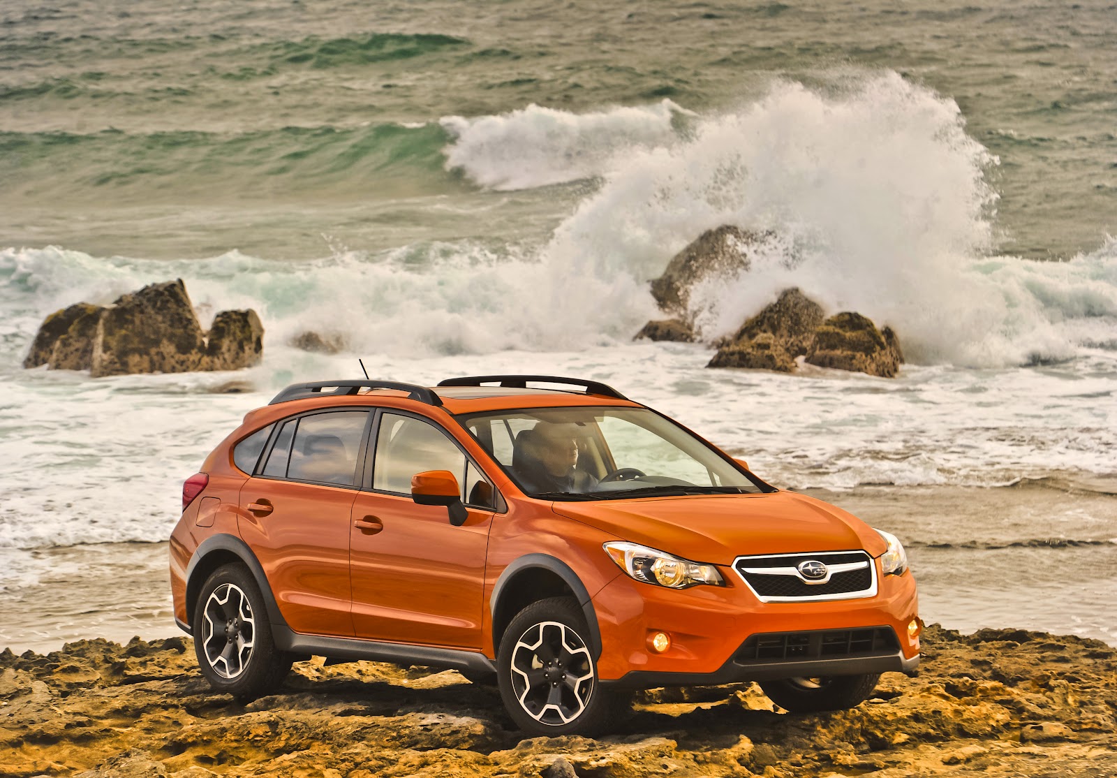 Clanging Bell: Sun, Fun and Subaru in Hawaii