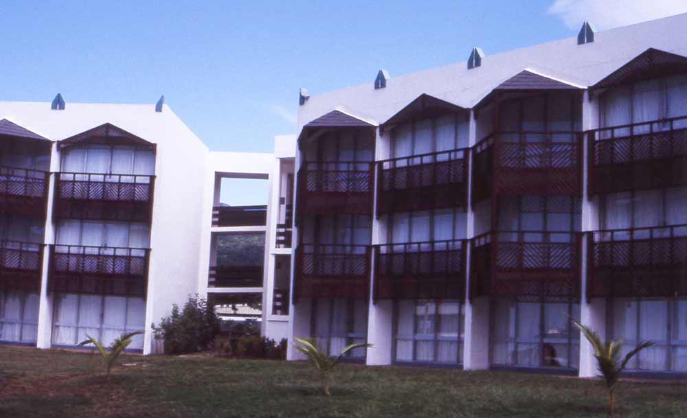 Le fiasco de l’hôtel Galawa Beach | HabarizaComores.com | Toute l ...