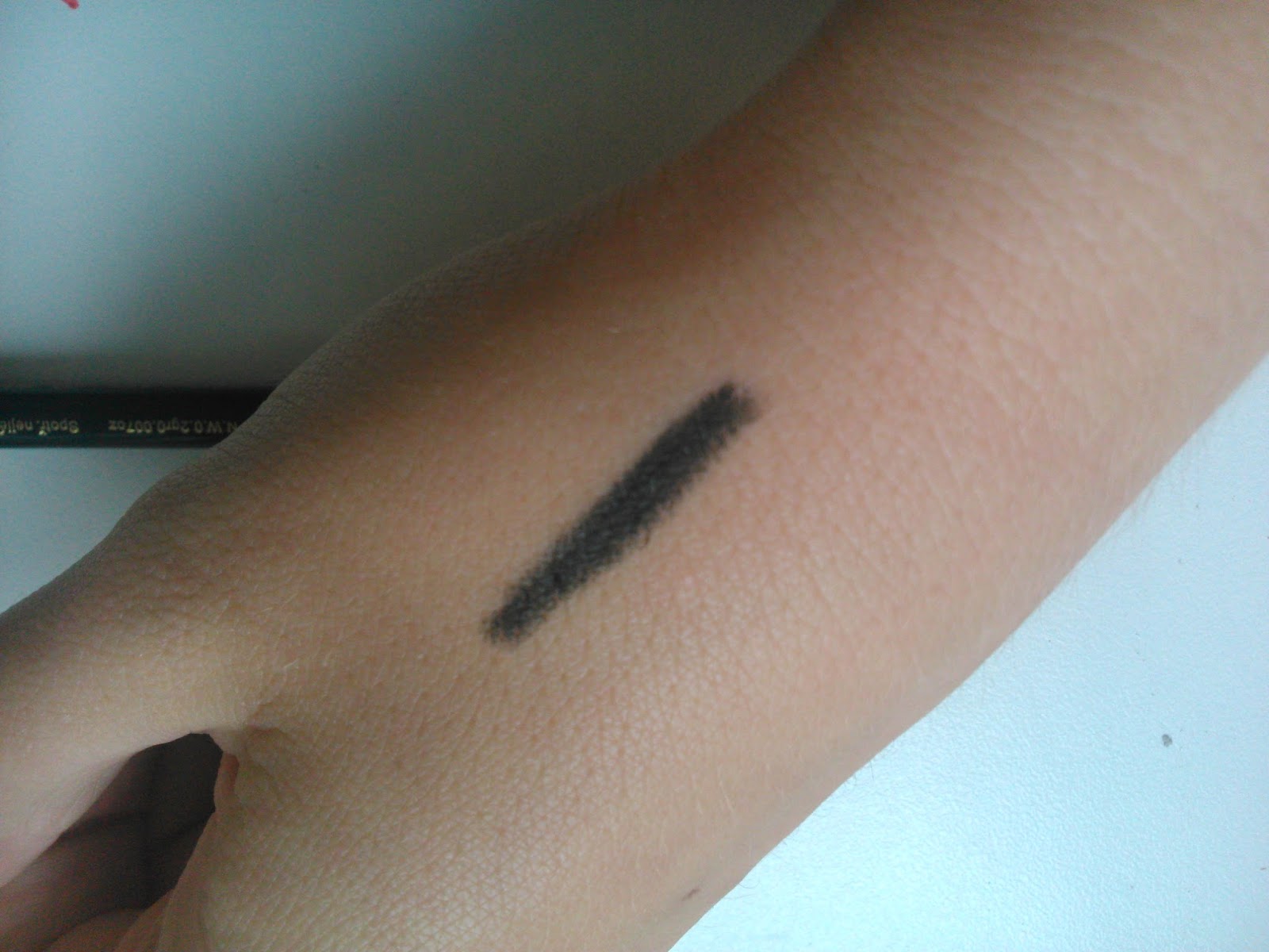 Recenze: TMT cosmetics tužka na oči. - Style and Smile