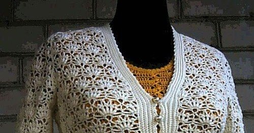 TOPURI CROSETATE ROMANIA: TOP CROSETAT MANUAL DANTELAT ALB MODEL 1