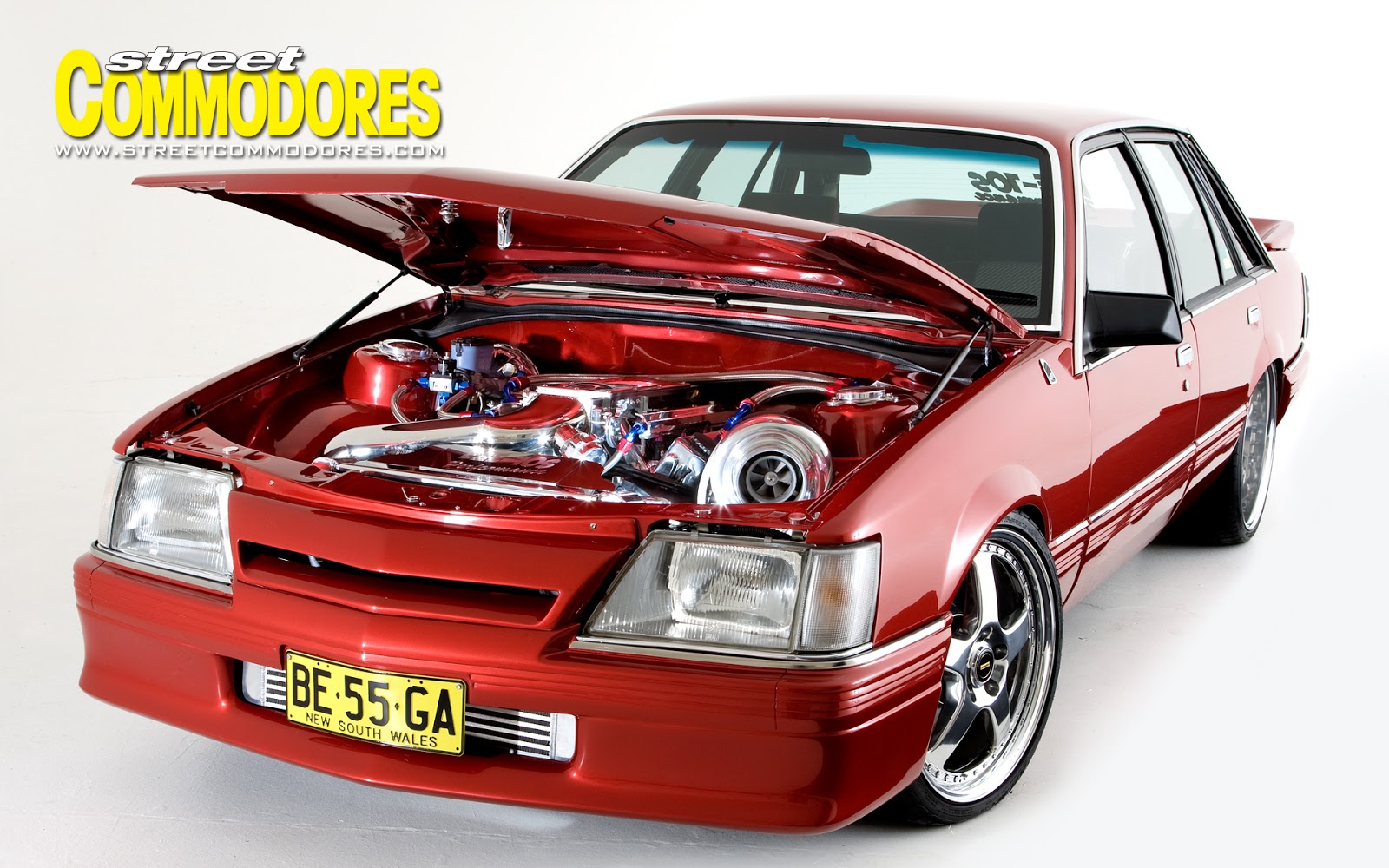 FAST LANE by Michael Bailey: HOLDEN VK COMMODORE