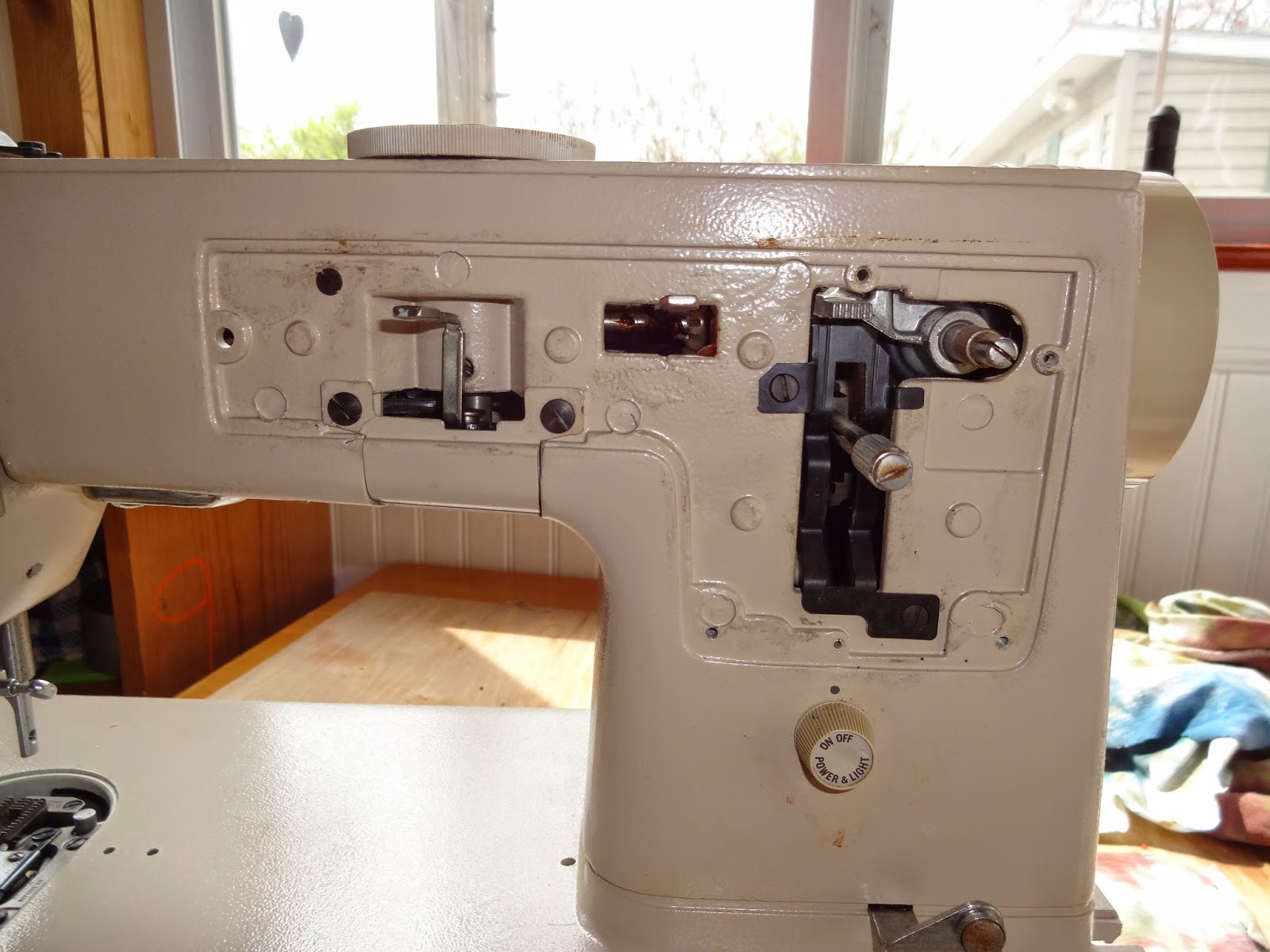 Becca's Crazy Projects: Singer 457 'Stylist' Sewing Machine