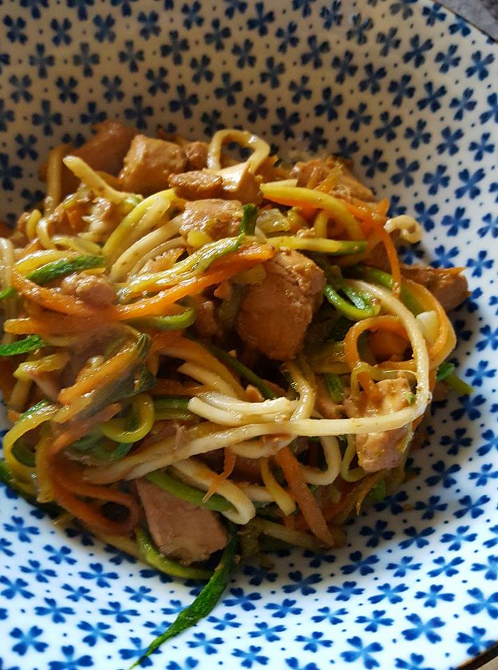 La Belle Auberge: Noodles con pollo marinato e verdurine