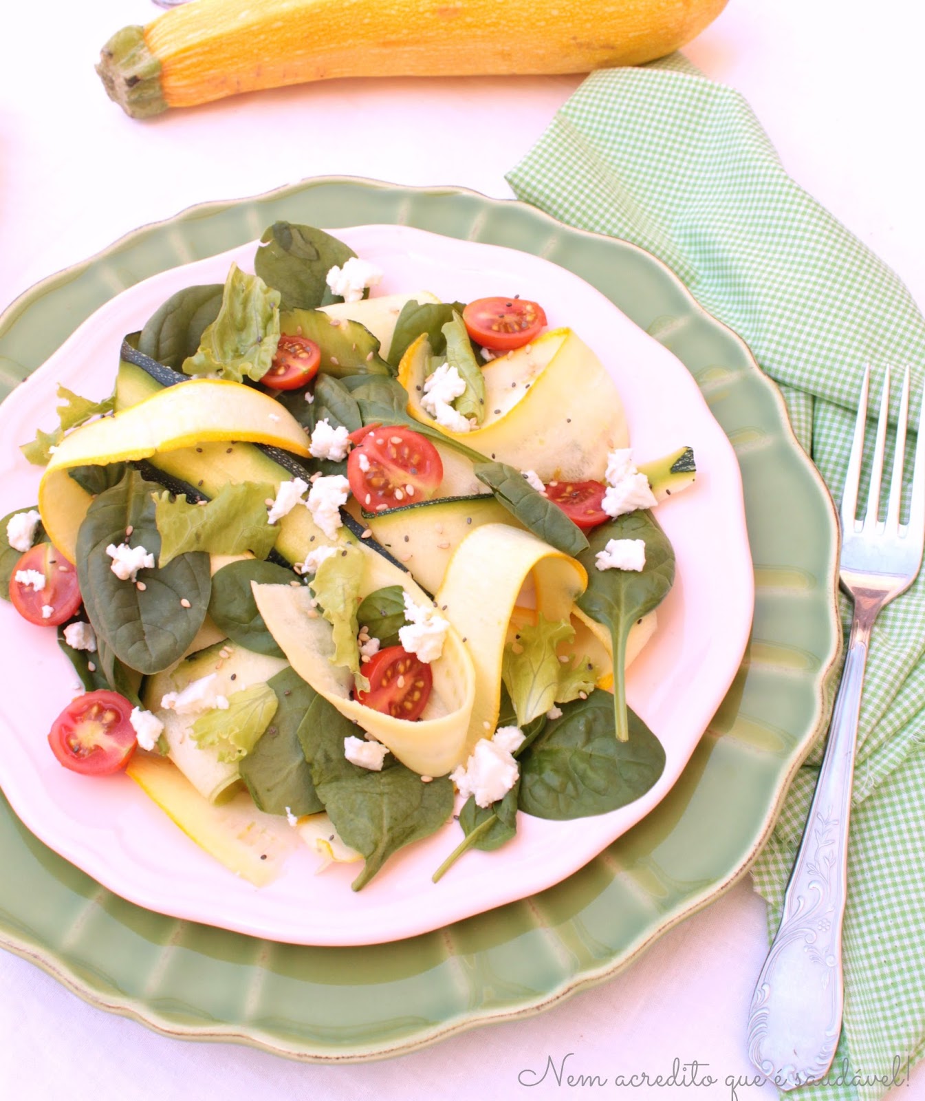 Nem acredito que é saudável!: Salada de Courgette . Zucchini Salad