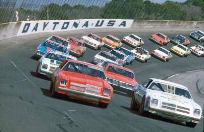 Midwest Racing Archives: 1977 - Slicing the wind with Janet, Ramo, Ron ...