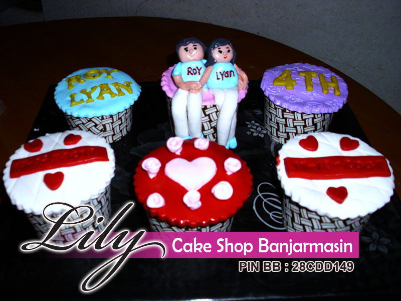 Lily Cake Shop Banjarmasin: KUE ULTAH TEMA SEPASANG KEKASIH