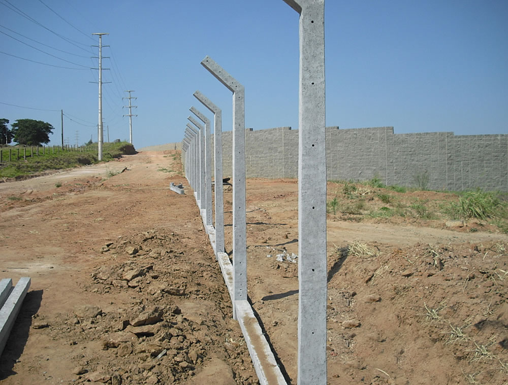 CMARC PRÉ-MOLDADOS: CERCA DE ALAMBRADO OU DE ARAME FARPADO - MOURÃO DE ...