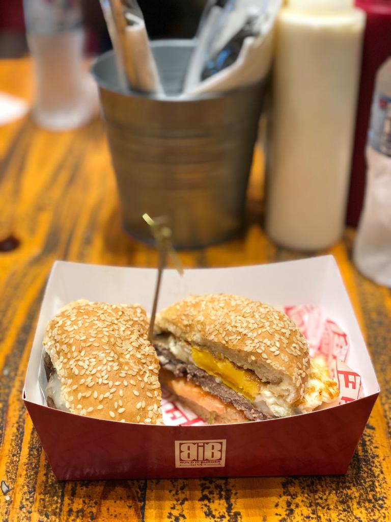 Serene Beauty Amidst Chaotic World: FOOD: Build It Burger in Qatar