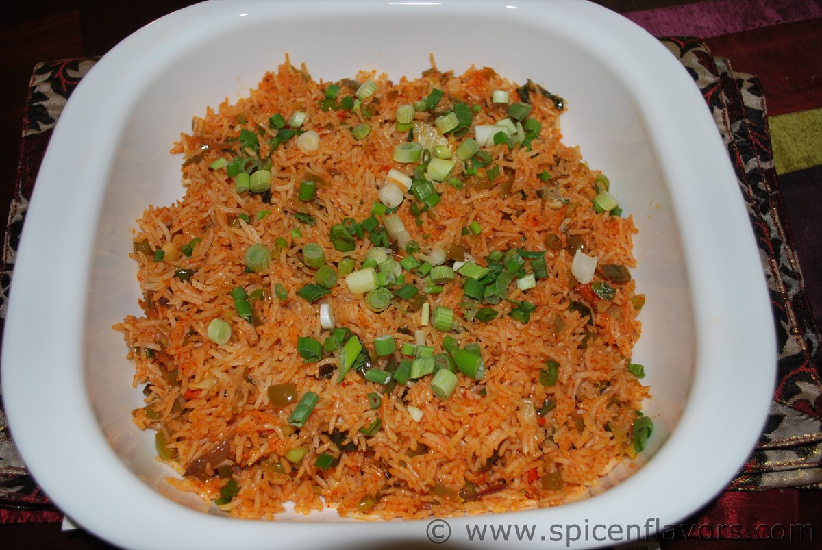 SpiceNFlavors: Hakka Noodles and Hot garlic sauce and Chinese fried rice