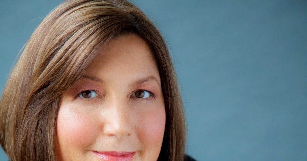 Papo entre Mulheres: BIOGRAFIA - KIM EDWARDS