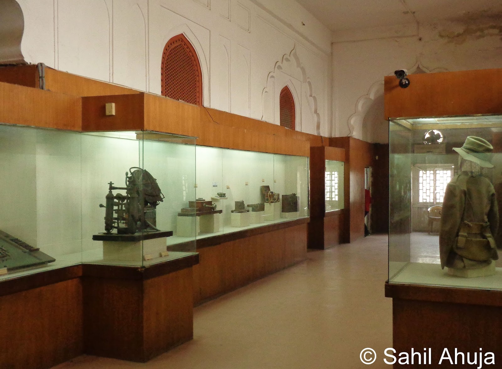 Pixelated Memories: Naubat Khana and Indian War Memorial Museum, Red ...