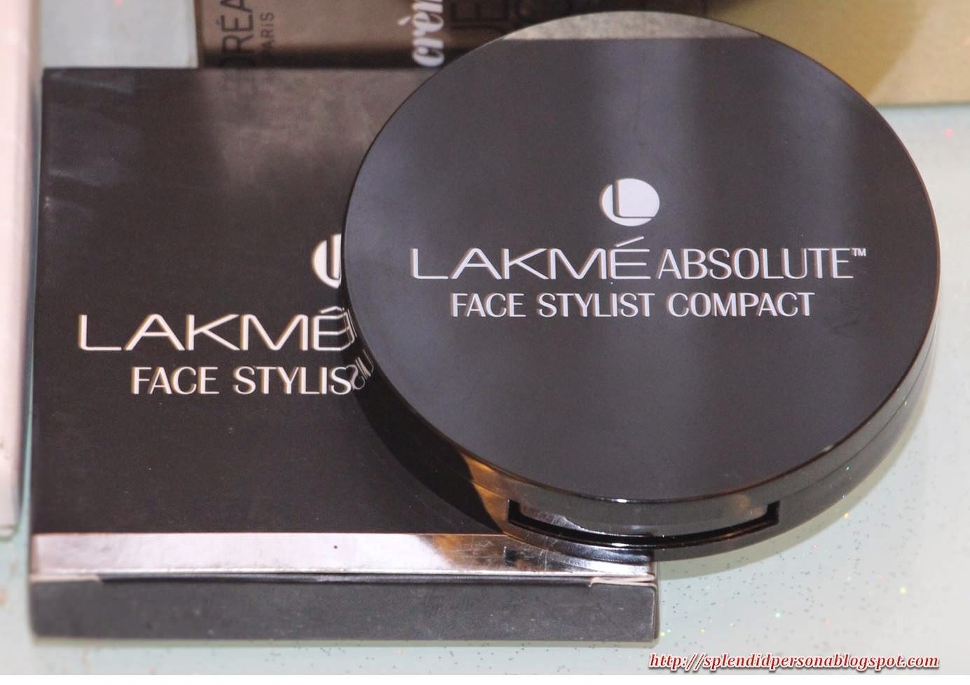Lakme Absolute Face Stylist Compact & Pro Arte Pencil Brush