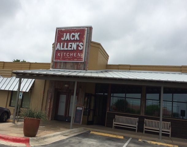 kay's reading life: Jack Allen's Kitchen in Austin - A Texas experience...