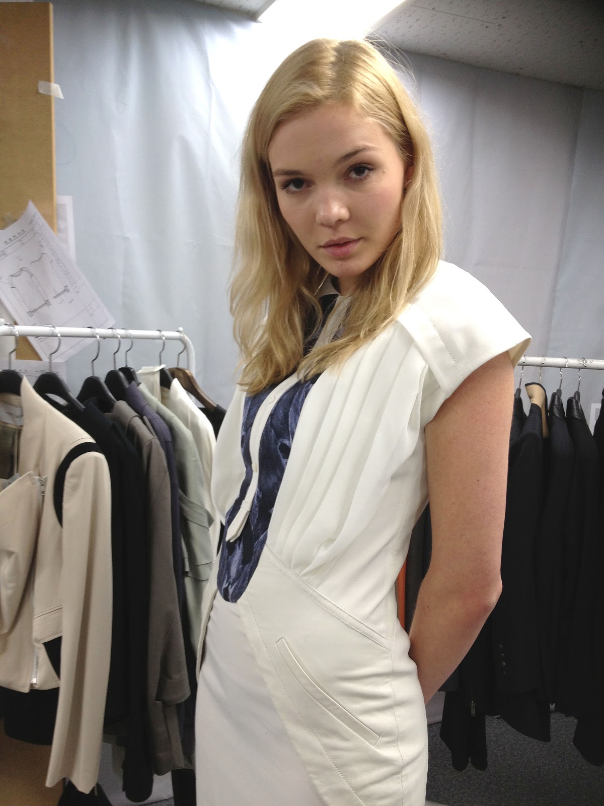 CRES. E DIM.: MODEL CASTING