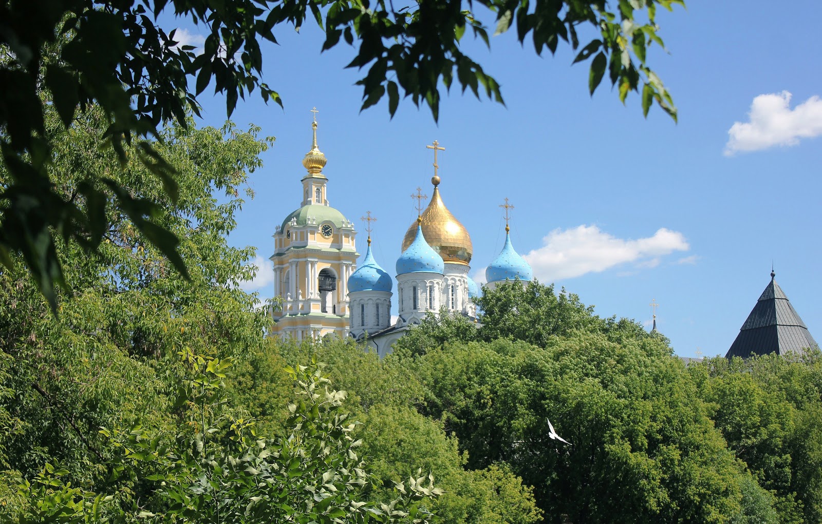 Travel & Adventures: Moscow, Russia, four seasons. The Nature of Moscow ...