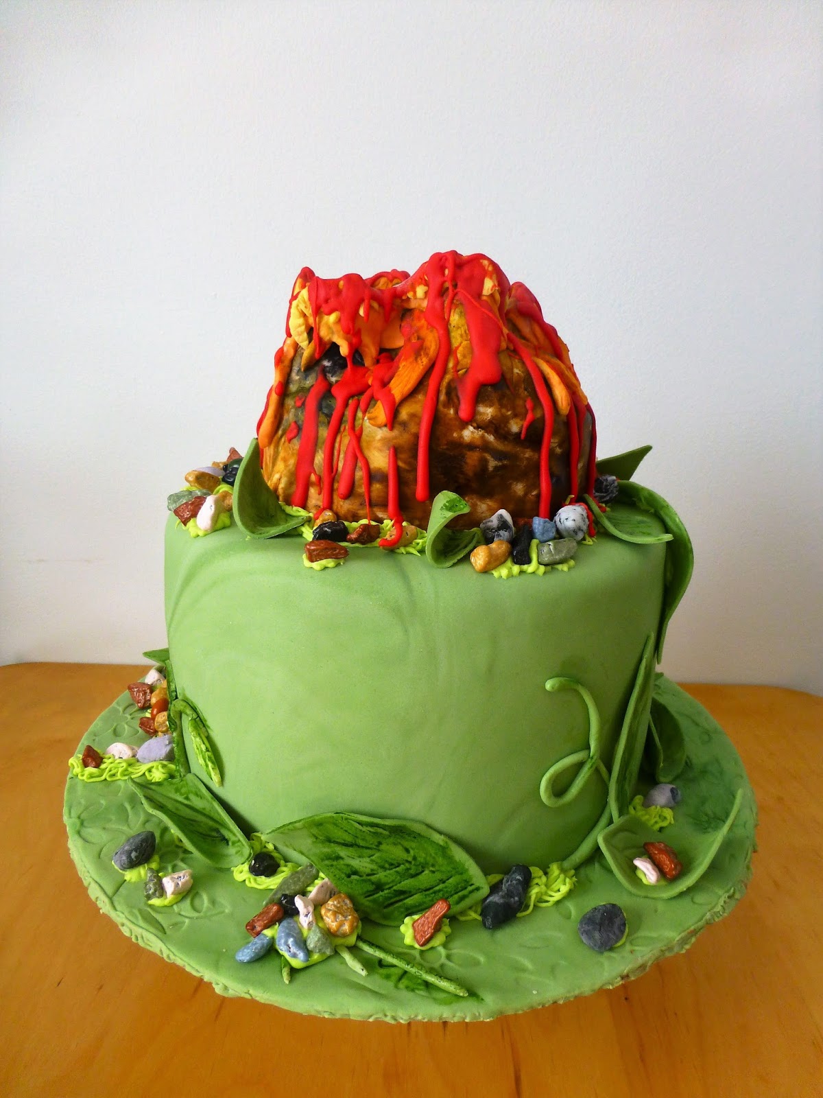 CakeSophia: Volcano cake