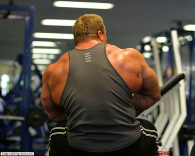 Muscle Lover: German bodybuilding Legend - Markus Rühl