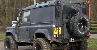 Landrover Defender: Land Rover Defender 90 300Tdi Modified Off Road Ready