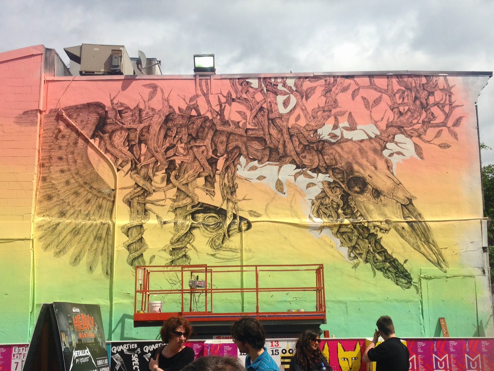 Alexis Diaz New Mural – Montreal, Canada – StreetArtNews