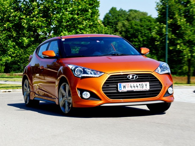 2013 Hyundai Veloster Turbo Review - Jeep Cars 007