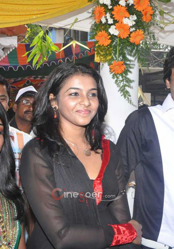 Kadhal Saranya Latest Stills