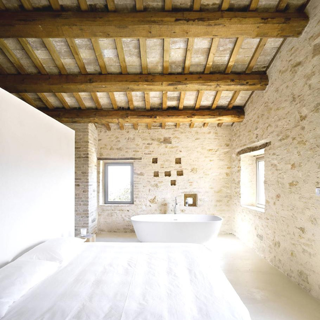 Somewhere I would like to live: Modern Italian Farmhouse