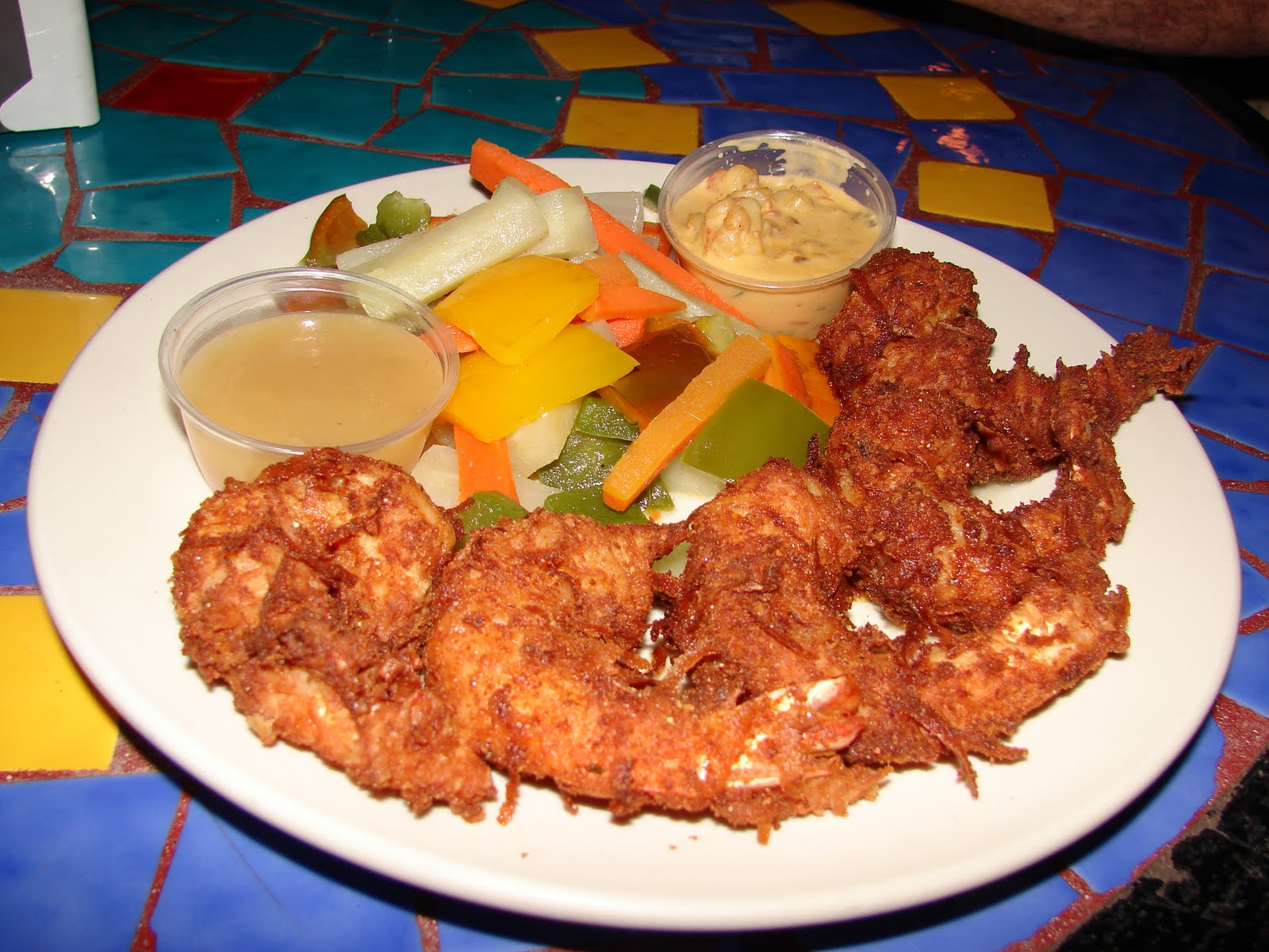 The Taste of Travel: Getting a Taste of Roatan, Honduras