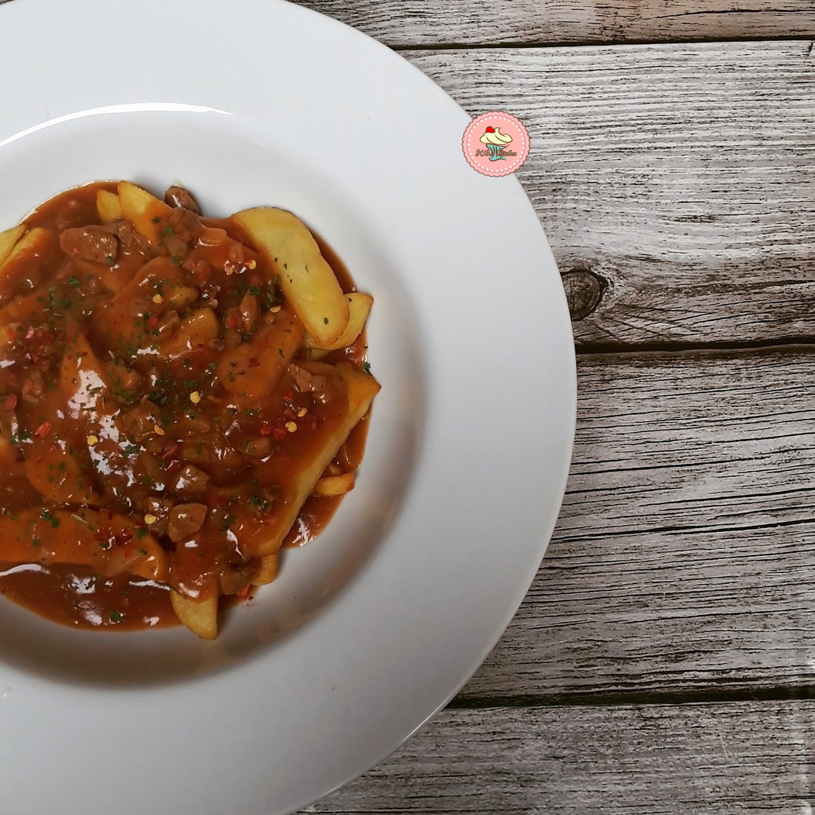 FRIETEN MET STOVERIJ (Belçika’nin Flaman bölgesine özgü, patates ...