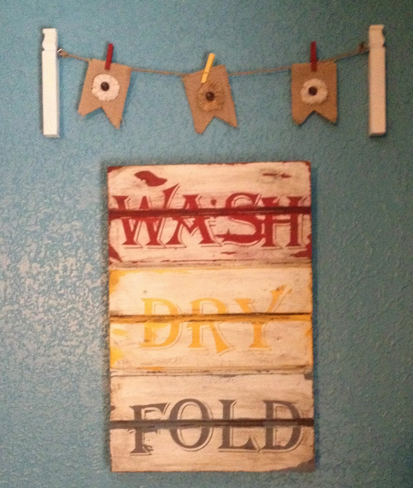 Been There Salvaged That: Laundry Room Signs & Clothesline Banner