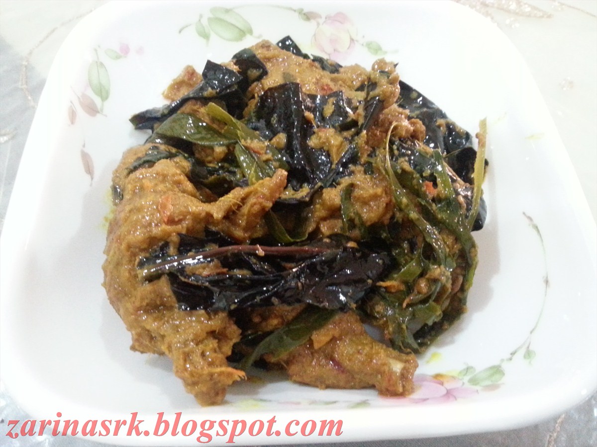 RODA BERPUSING MENCARI NIKMAT ALAM: RENDANG AYAM DAUN PUDING HITAM..
