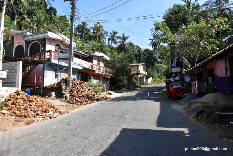 Images of Sri Lanka on blogspot.com: On the road to Giriulla from ...