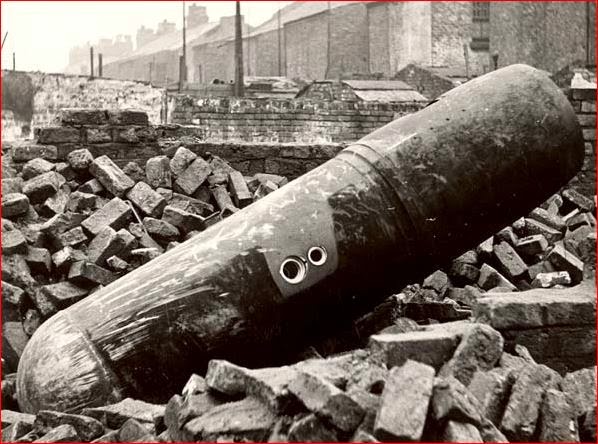 SEAMAN FAMILY HISTORY: LILIAN MIDWOOD ERLIS - The May Blitz