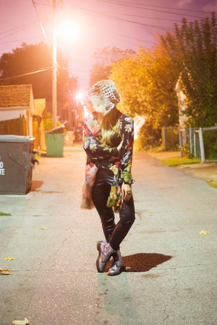 fox and gypsy: night crawler