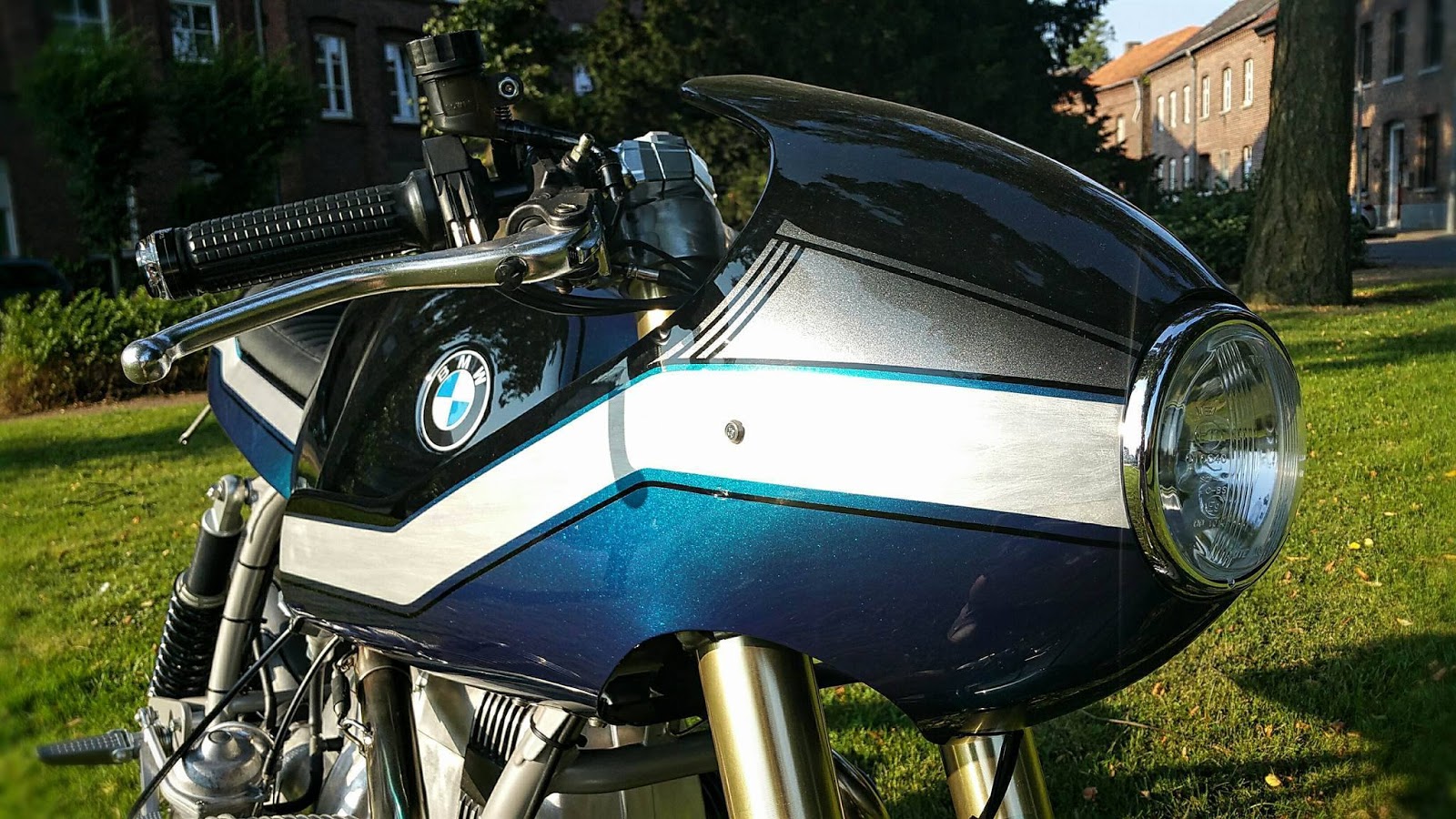 BMW Cafe Racer Coffee Rocker - RocketGarage - Cafe Racer Magazine