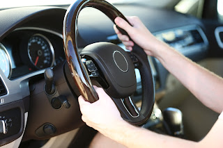 Mobility Driving Aids : Keeping Mobile, Active & Driving In Old Age
