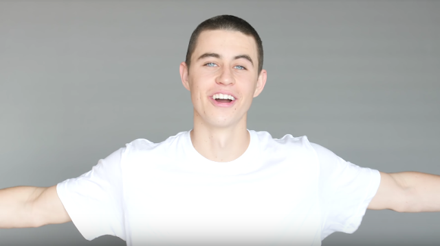 Alexis_Superfan's Shirtless Male Celebs: Nash Grier cuts his hair for ...