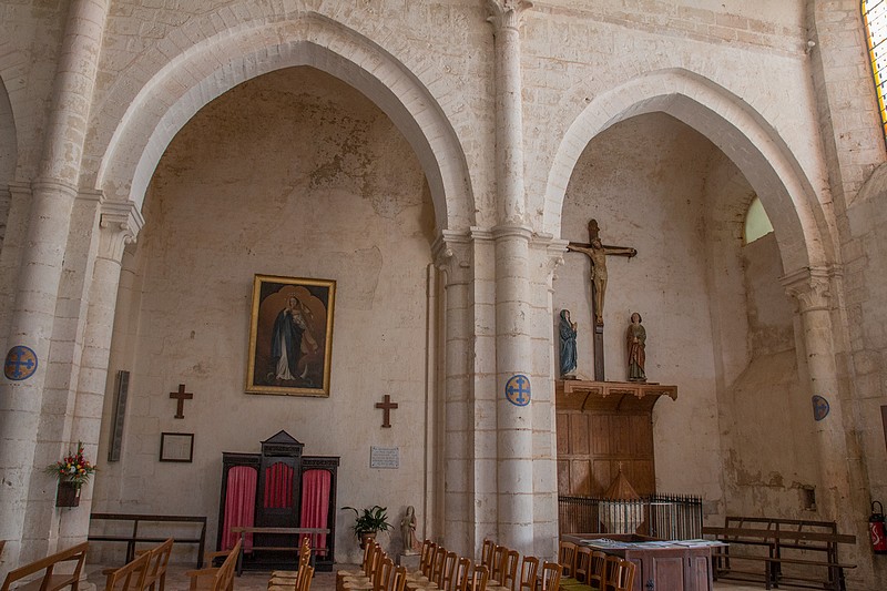 Photos d'Eglises - Mises à Jour: CHEZAL BENOIT (18) abbaye Saint Pierre