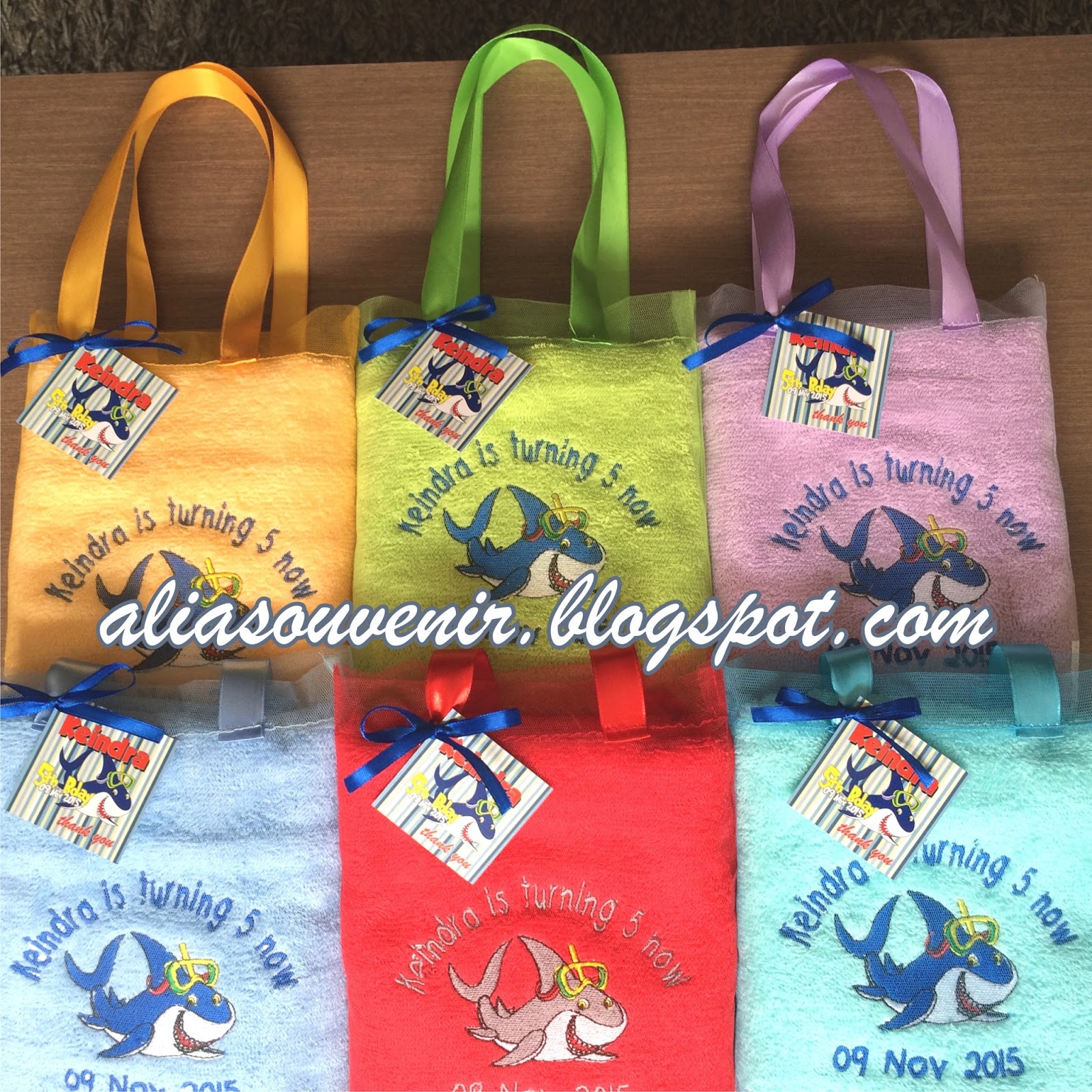 Souvenir Handuk Bordir 50x100 kemasan Tas Tile Design Ulang Tahun Anak